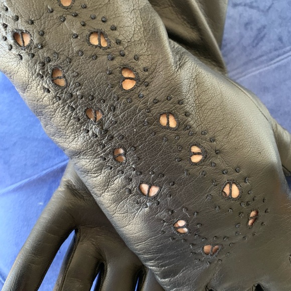 Madova | Accessories | Beautiful Italian Made Leather Gloves | Poshmark